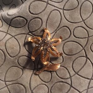 Florenza | Jewelry | Florenza Vintage Rhinestone Brooch | Poshmark